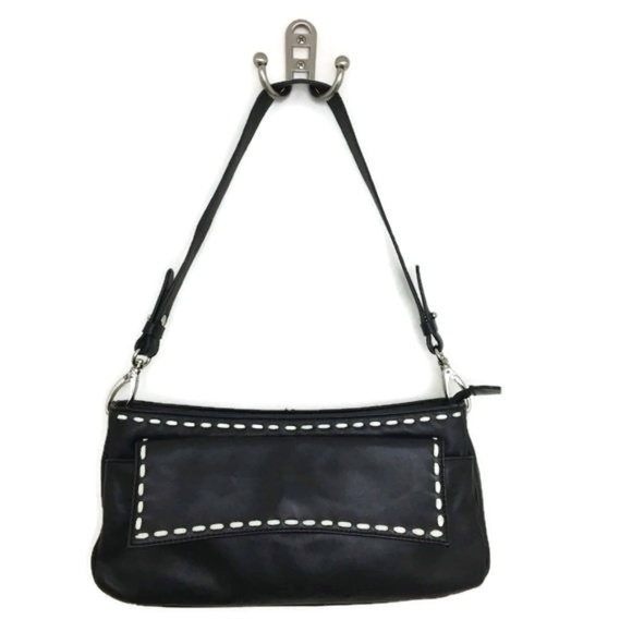 Wilsons Leather | Bags | Wilsons Genuine Leather Black Shoulder Purse ...